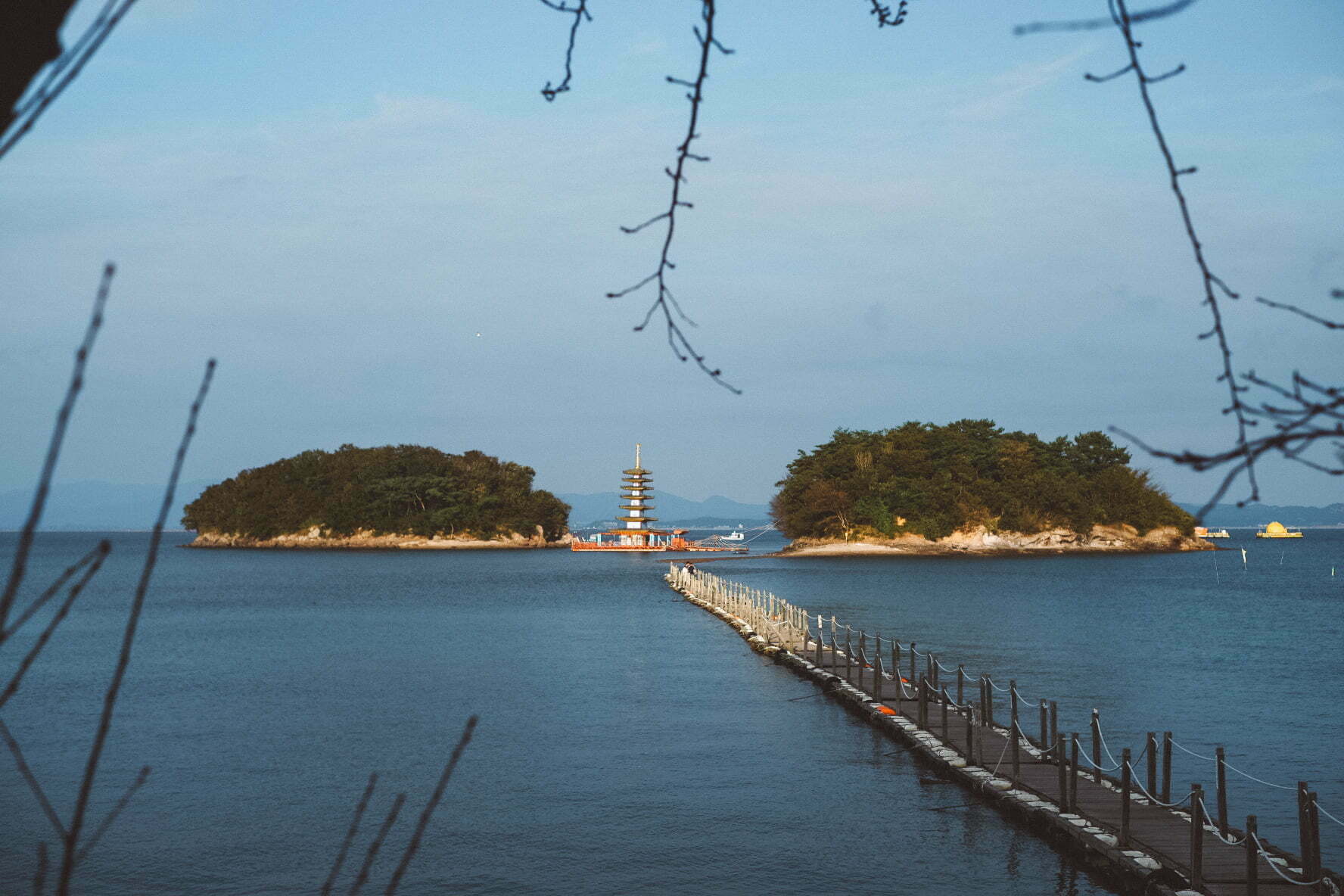 Anmyeonam (안면암) - Floating Temple in Taean