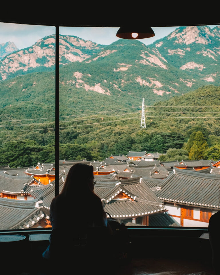 Cafe 1in1jan: A Hidden Gem in Eunpyeong Hanok Village