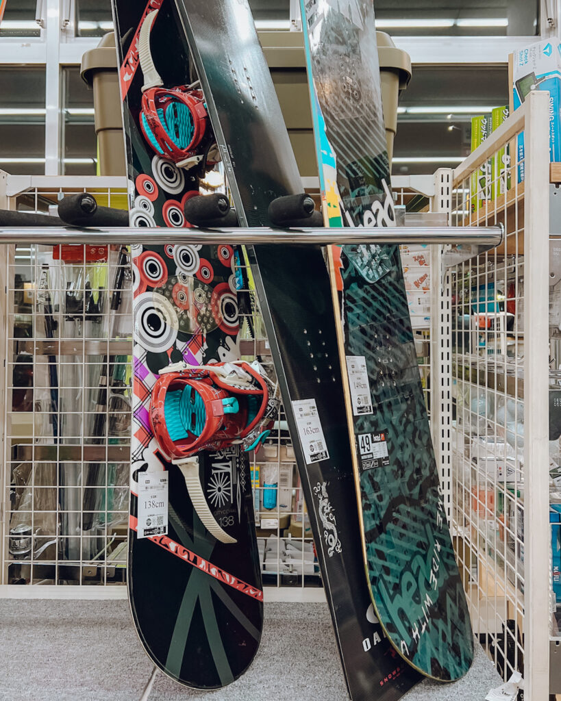 Where to Buy Cheap/Second-hand Ski and Snowboard Gear in Sapporo